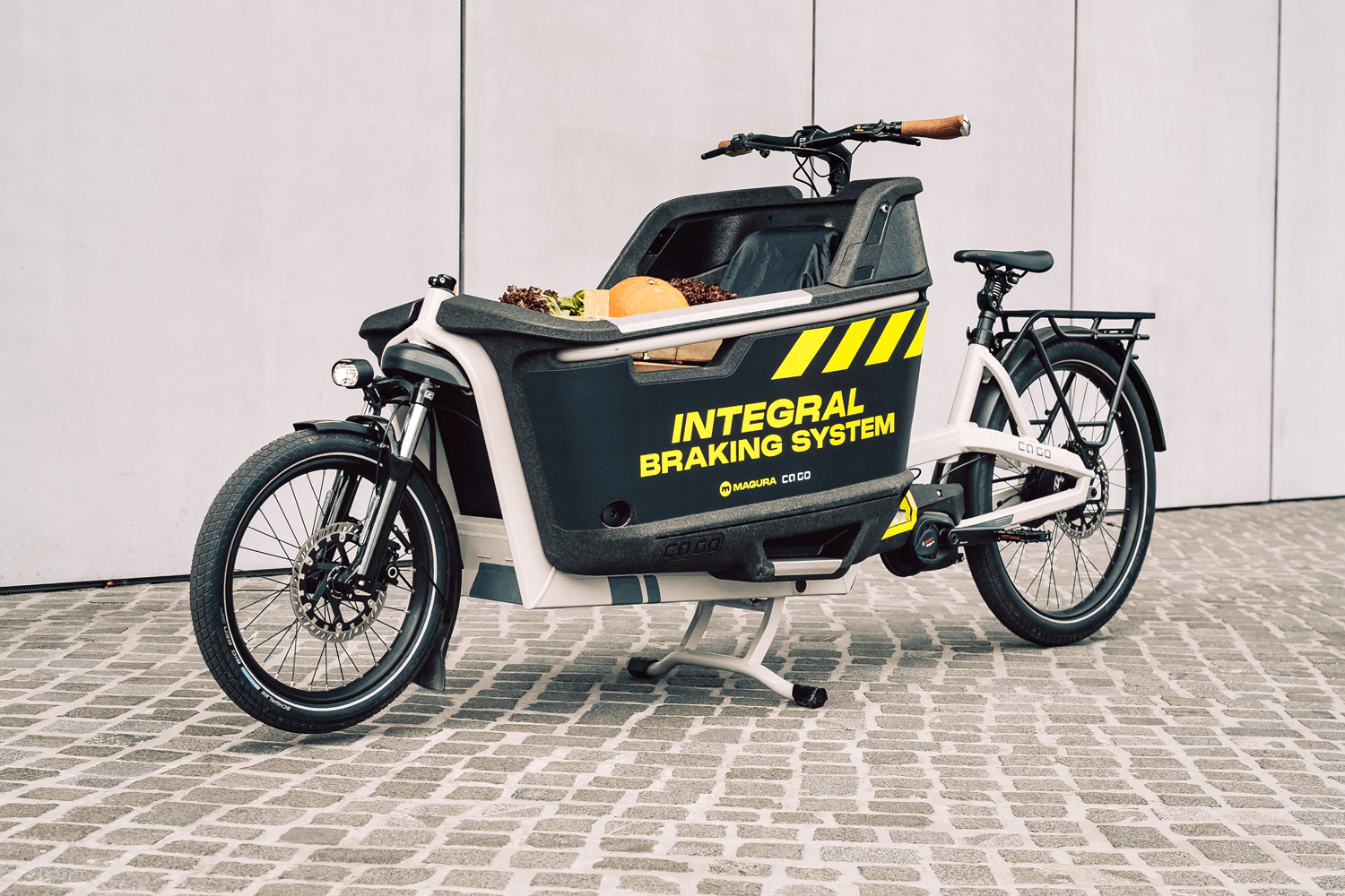 magura_ibs_shooting_07_lowRES-min (1).png